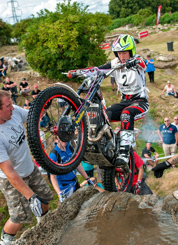 Trials Ladies | TRIALS GURU – DEDICATED TO TRIAL